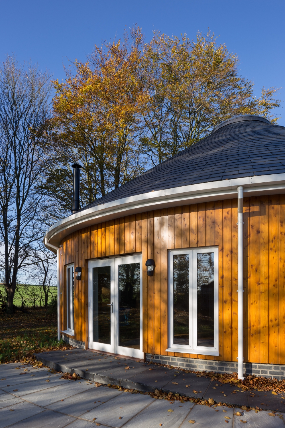 Bespoke curved guttering on ‘roundhouse’ - Guttercrest